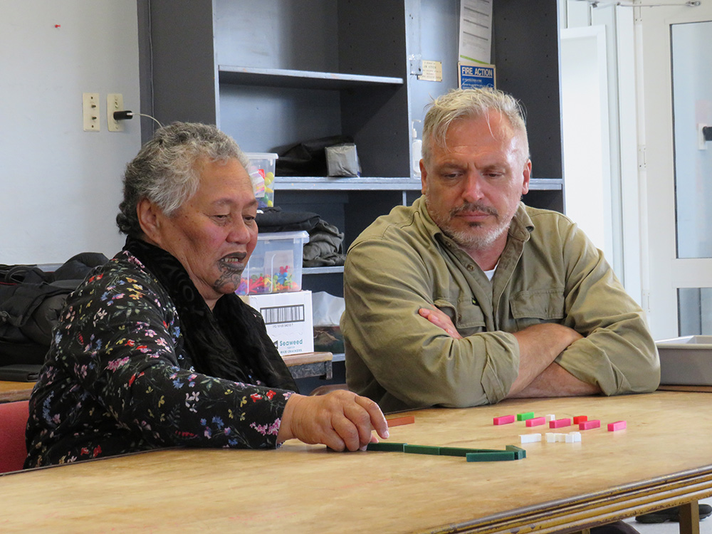 Kura Rumaki - Te Ataarangi Te Reo